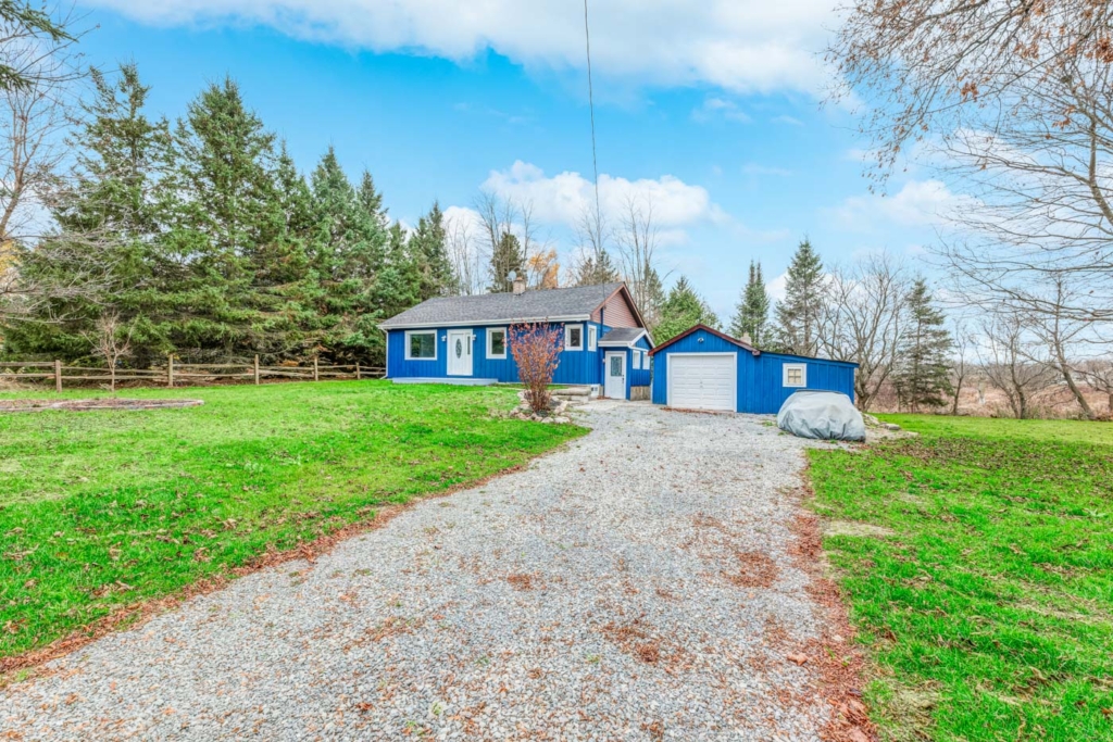 21726 Highway 48 - Mount Albert | Virtual Tour by Salisbury Media Group