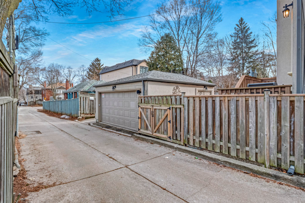 77 Jedburgh Road - Toronto | Virtual Tour by Salisbury Media Group