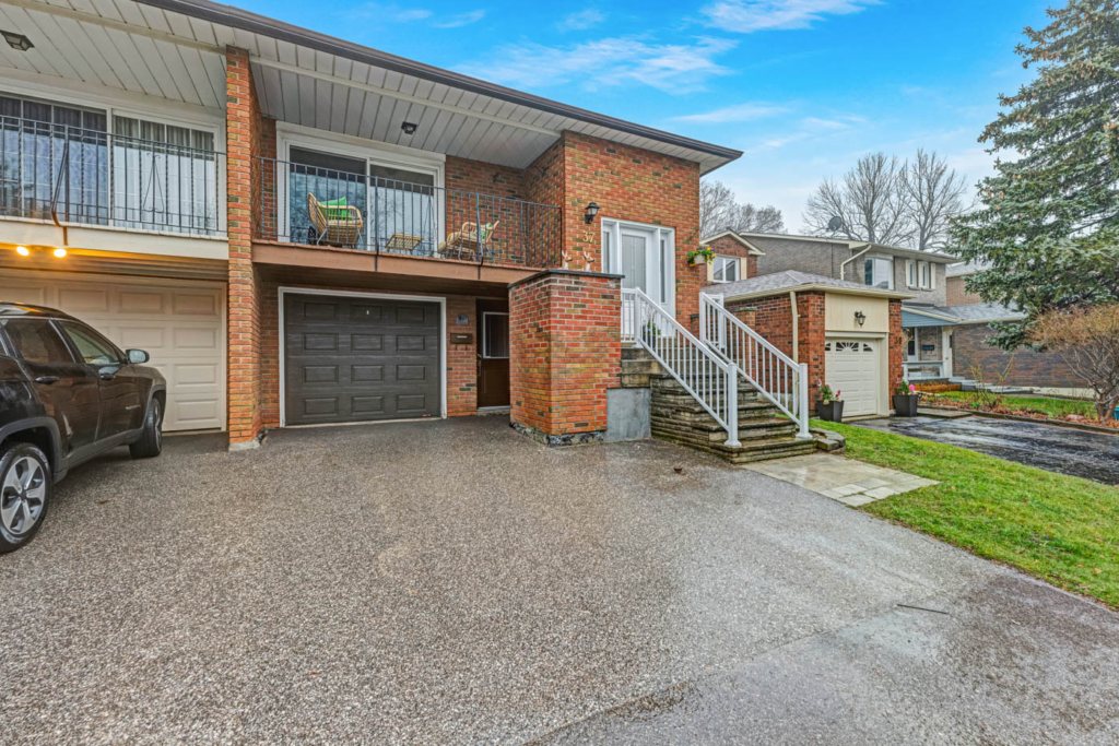 37 Comrie Terrace - Toronto | Virtual Tour by Salisbury Media Group