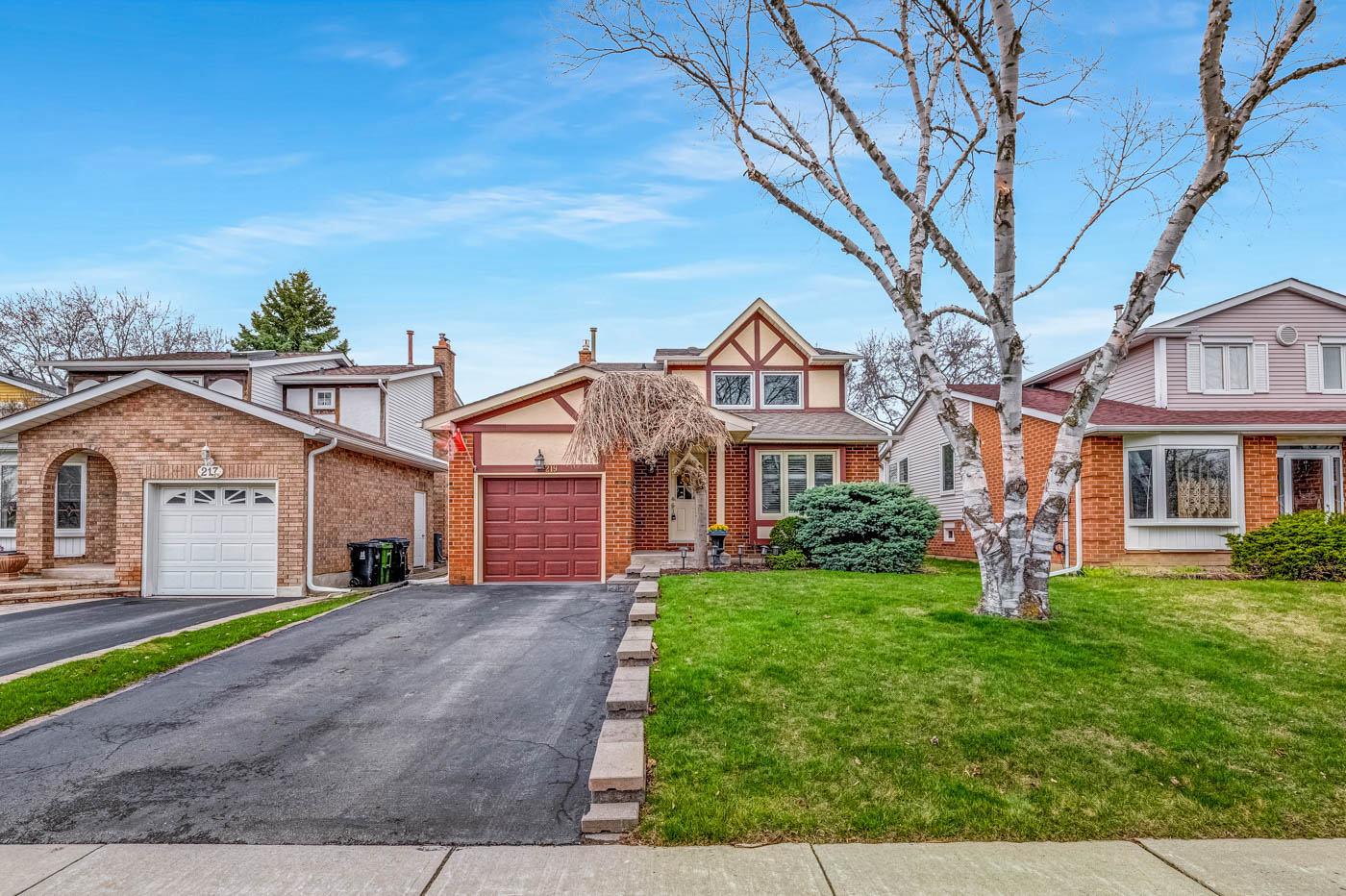 219 Goldhawk Trail - Toronto | Virtual Tour by Salisbury Media Group