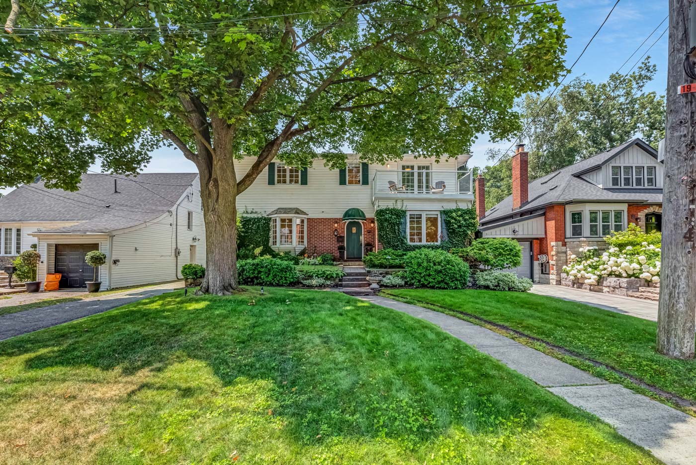 4 Harding Boulevard - Toronto | Virtual Tour by Salisbury Media Group